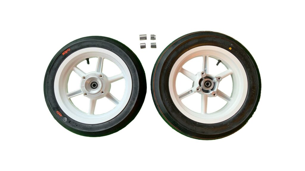 Mag Wheels – 12″ White with CST Tyres – Stomp Parts